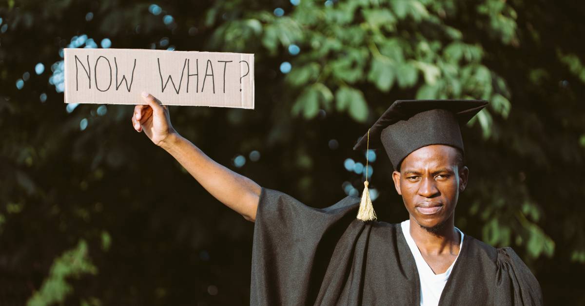 College grads and non-grads now equally jobless