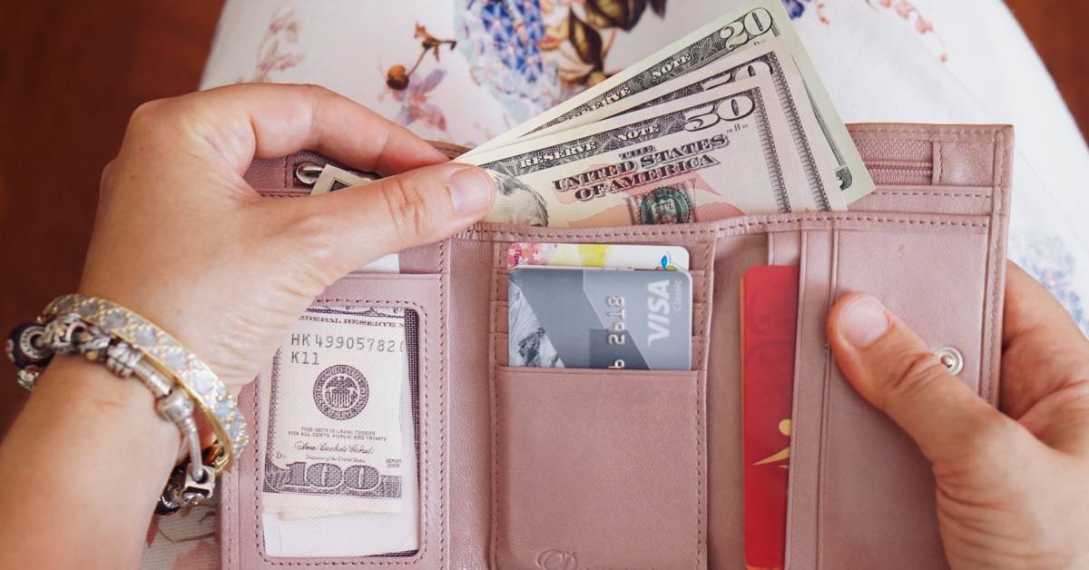 16 Ways to Make Extra Cash This Month