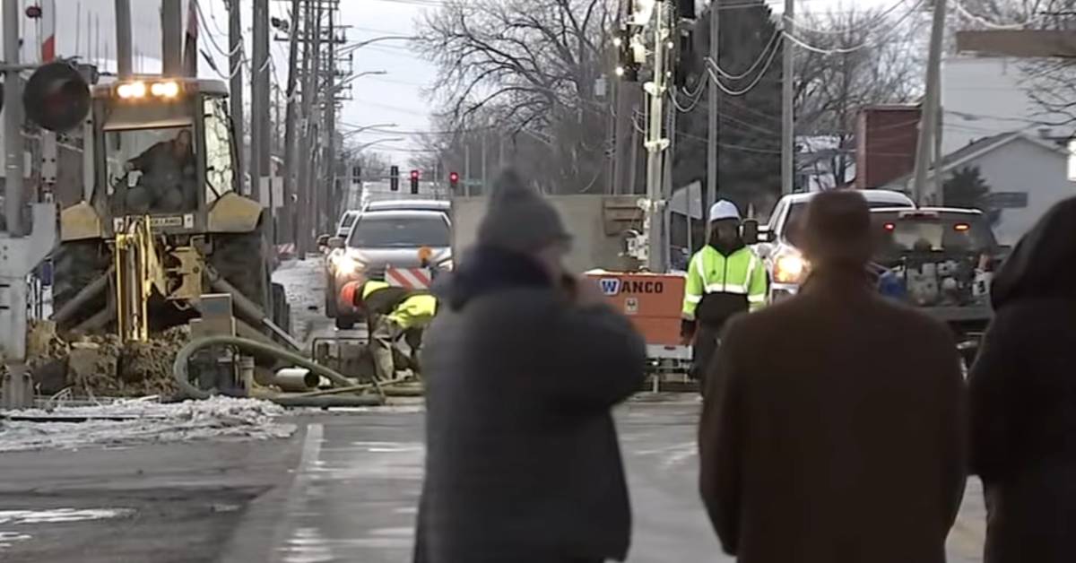 Who pays for damage when a water main breaks