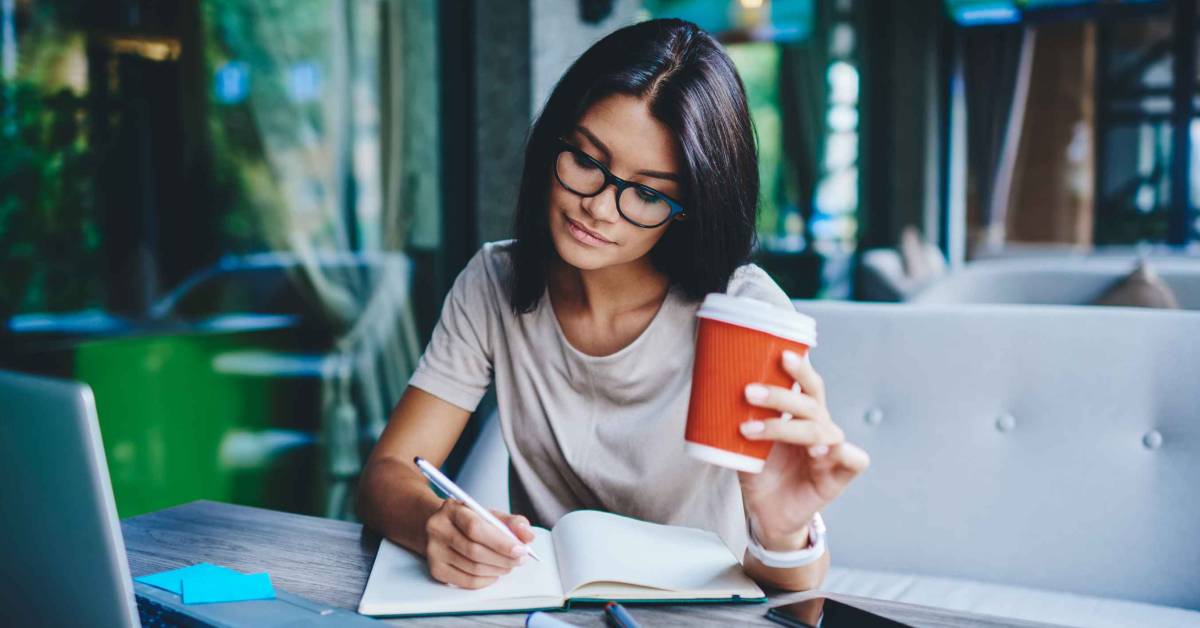 How To Have Multiple Streams of Income (11 High-Earning Examples)