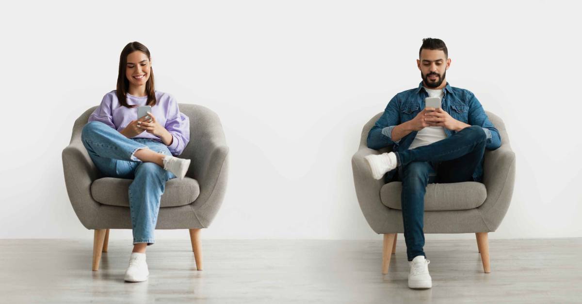 Apple vs. Microsoft: Key Differences For Investors to Consider