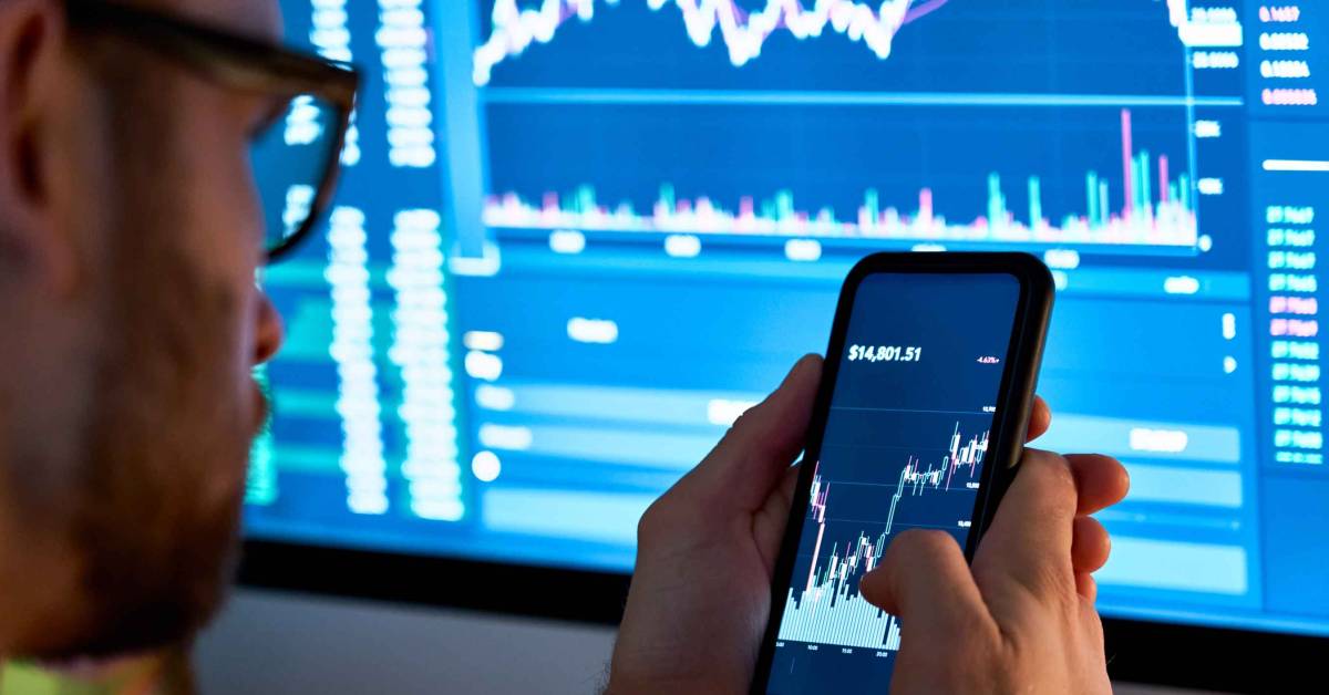 What Is the Grayscale Bitcoin Trust? And Should You Invest in It?