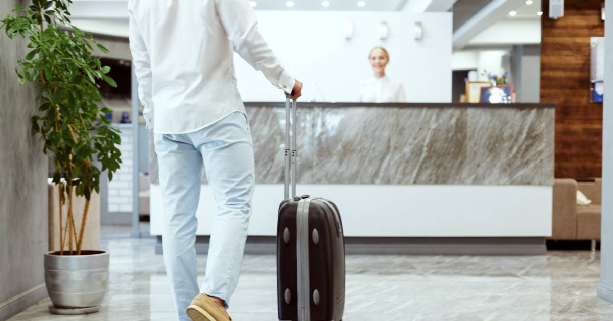 Aeroplan's "Fourth Night Free" program is now available to Canadians