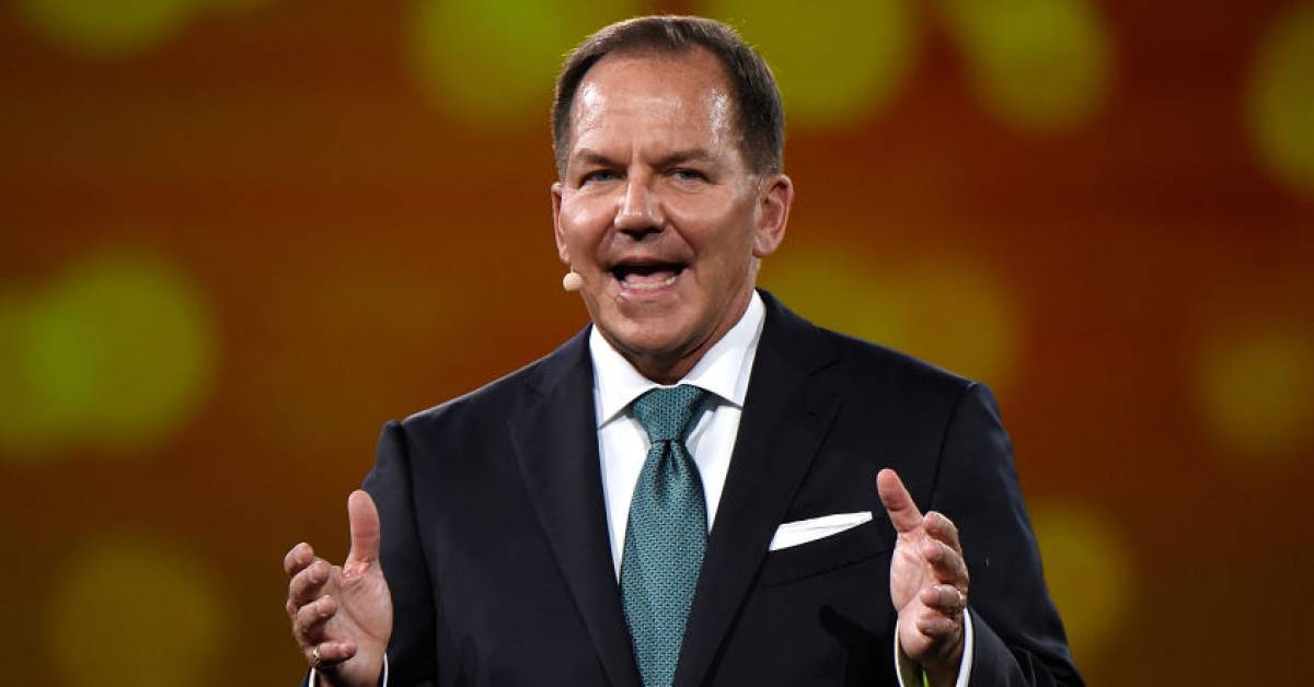 Billionaire Paul Tudor Jones Warns of America’s Ticking ‘Debt Bomb ...
