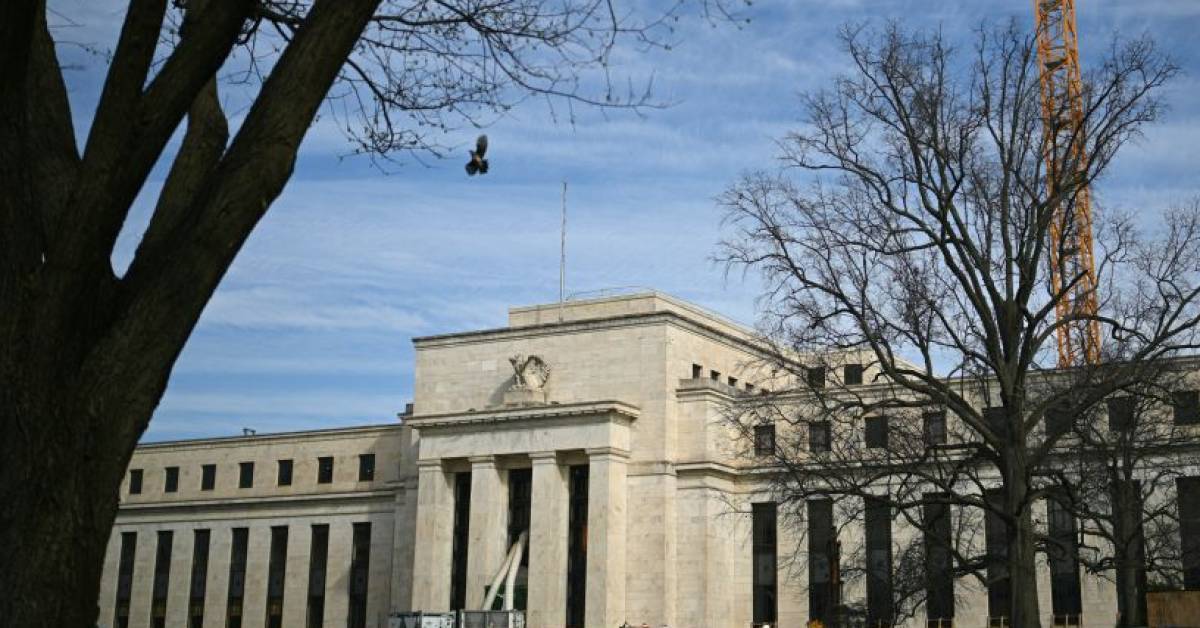 Federal Reserve posted its largest operating loss on record last year ...
