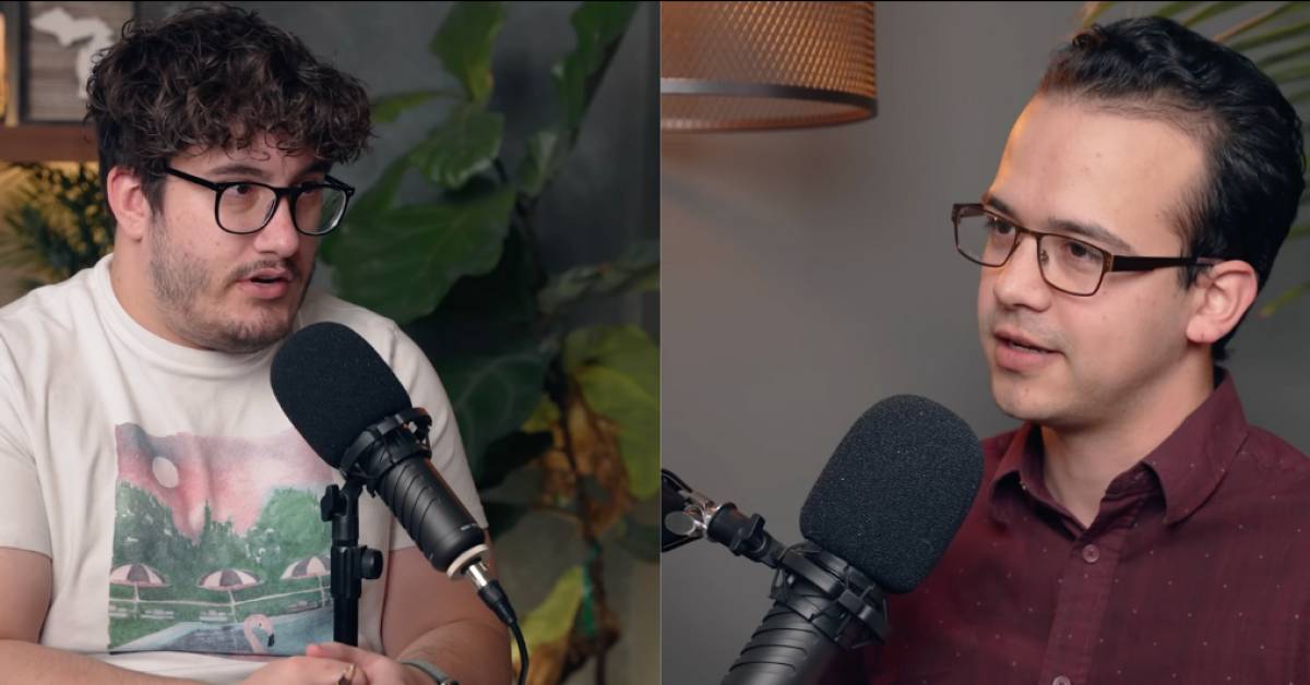 This Struggling Actor Lives at Home With His Parents and Makes Less ...