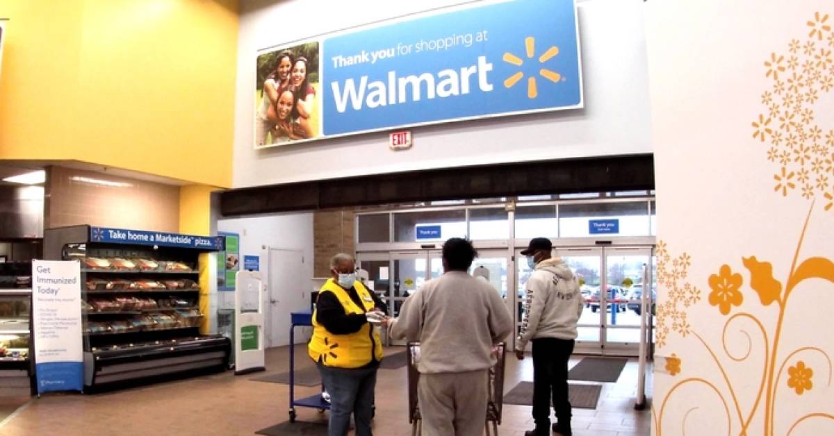 Shoplifters and Retailers Play Cat and Mouse
