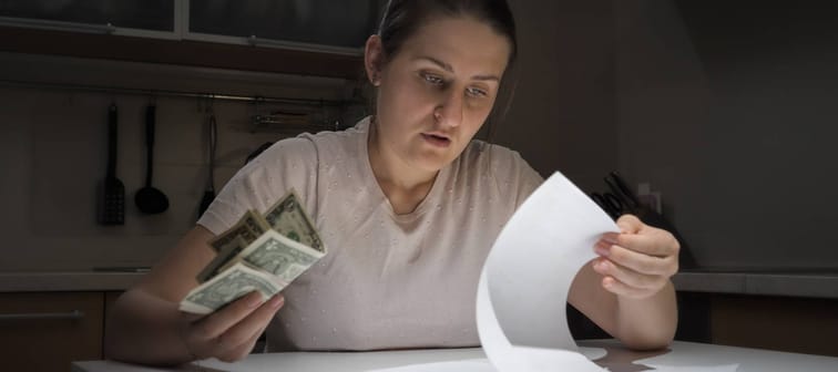 52% of us live paycheck to paycheck: Ramsey study