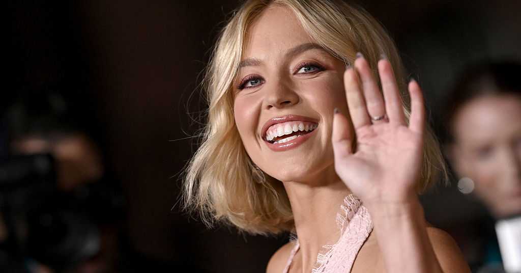 Sydney Sweeney reacts to Trump praise on viral AEO jeans ad that sent ...