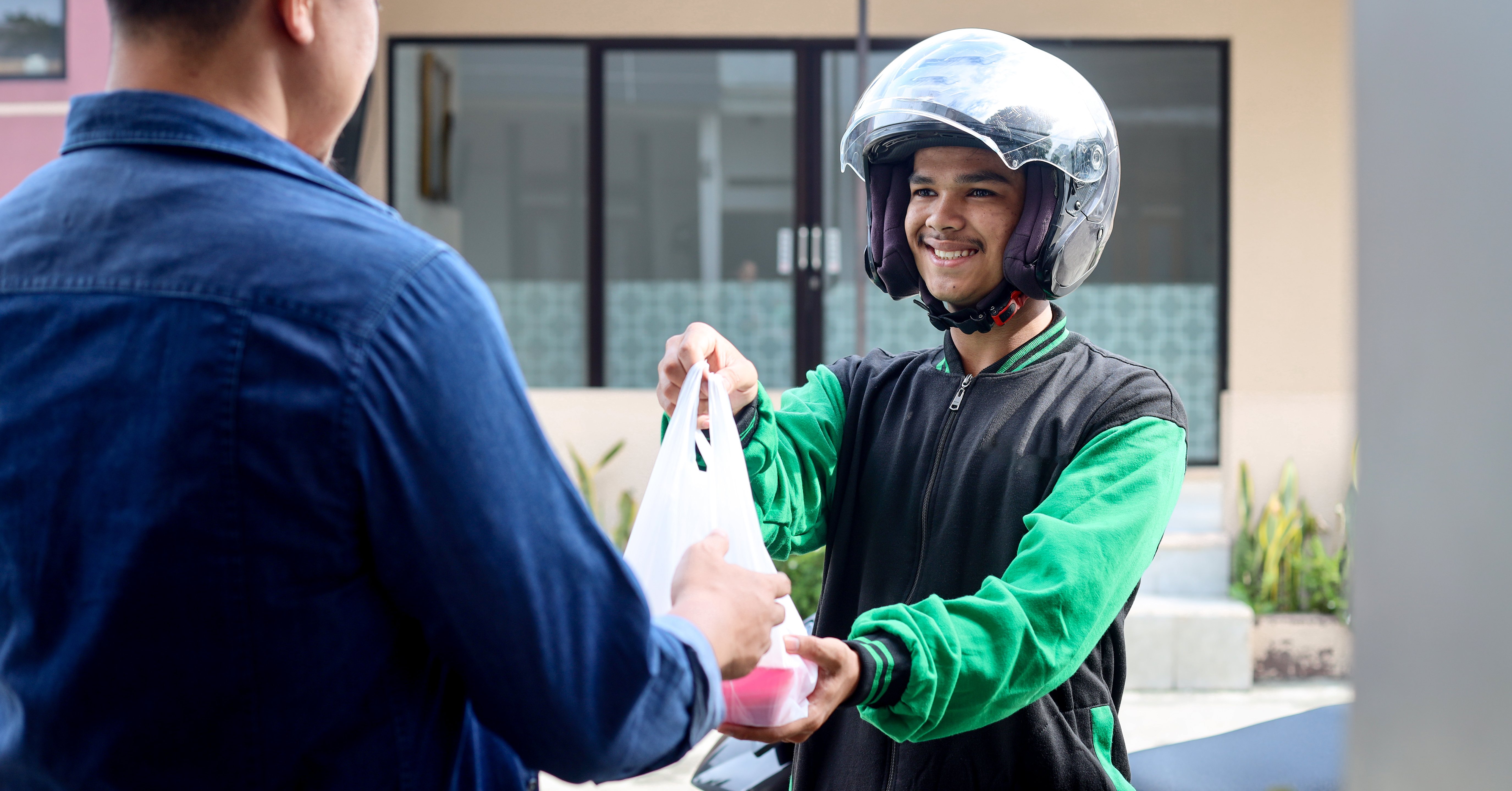 New Law Forces Food Delivery Apps to Give Refunds: How It Works and ...